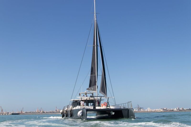 Sancti Petri: Catamaran Cruise with Swim Stop and lunch - FAQ
