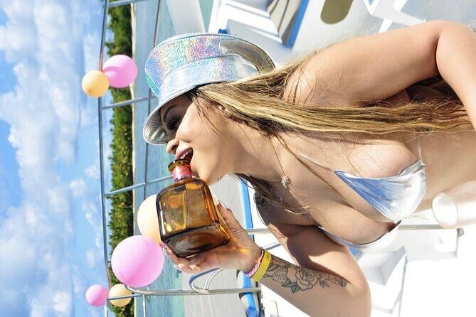 Sand-Bar Punta Cana Party Boat unlimited drinks, snorkeling Vibes - FAQ