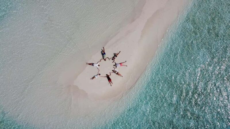 Sandbank, Boat Trip with Umbrellas and Water - Why This Sandbank Trip Stands Out