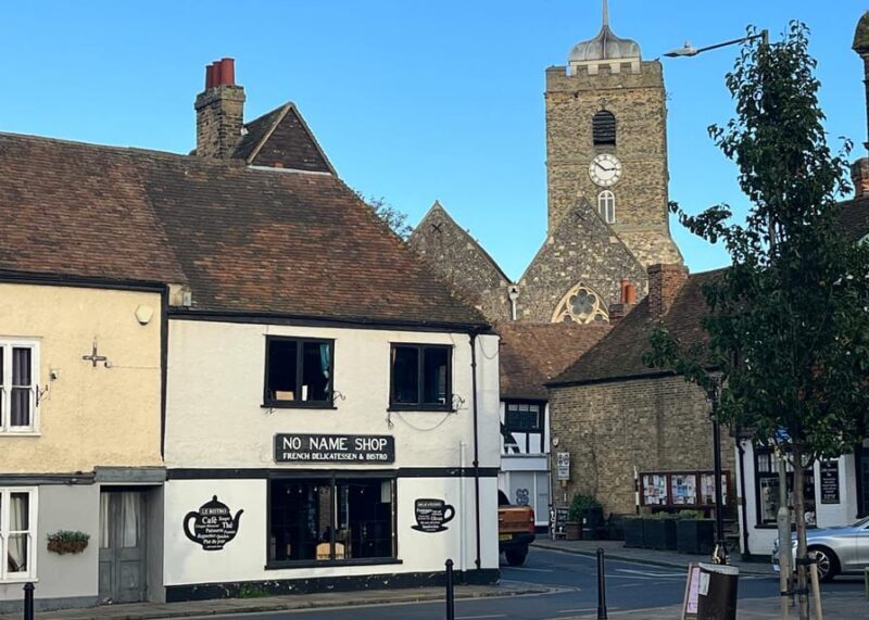 Sandwich: Private 2hr Walking Tour with a Blue Badge Guide - Key Points