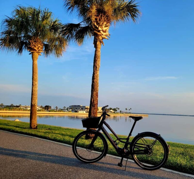 Sanford: E-Bike Rental with Helmet and Lock - Who Should Consider This Experience?