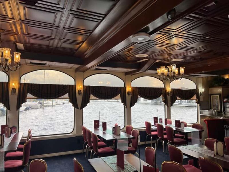 Sanford: St. Johns River Buffet Dinner Cruise - An Overview of the Experience