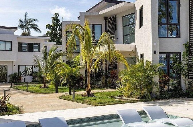 Sangster International Airport to Negril Footprintson Transfer - The Sum Up