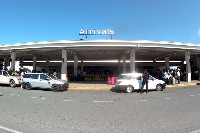 Sangster International Airport Transfer to Hotels (MBJ) Montegobay Jamaica - Who Should Consider This Service?