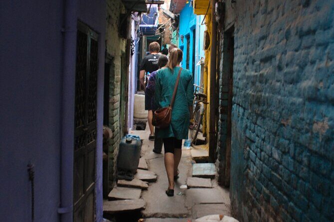 Sanjay Colony Slum Tour - An Introduction to the Sanjay Colony Slum Tour