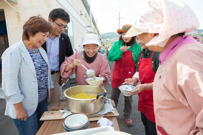 Sanriku Reconstruction National Park Trekking and Fisherman's Lunch Tour - Tanesashi Fishing Port and the Fishermans Lunch