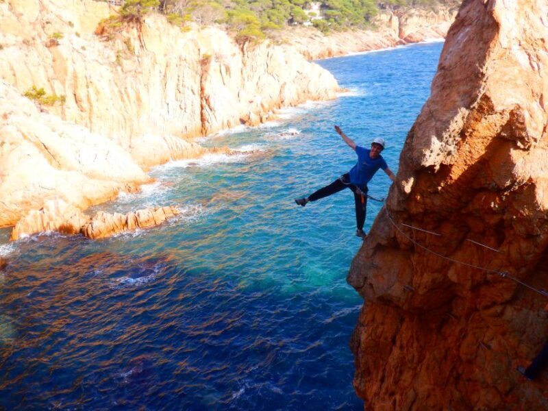 Sant Feliu de Guixols: Climb Via Ferrata Cala del Molí - Guides and Safety