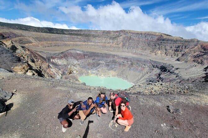 Santa Ana Volcano Hike with a Sulphur Lake and Coatepeque Lake - FAQ
