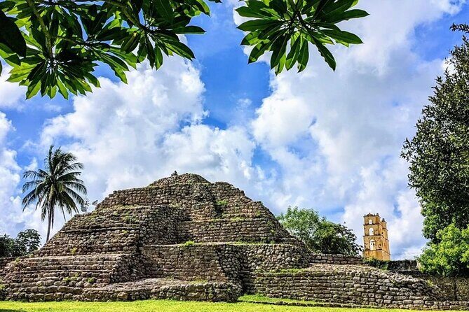 Santa Barbara 4 Cenotes and Bicycles with Lunch from Mérida - Discovering Merida’s Surroundings: An Introduction