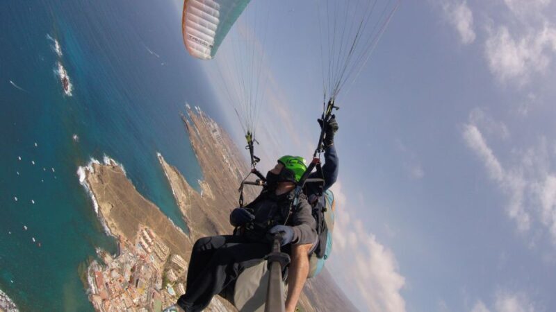 Santa Cruz de Tenerife: Acrobatic Paragliding Flight - Who Should Consider This Experience?