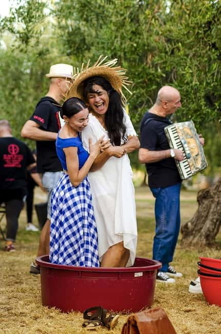 Santa Maria Imbaro: Grape Harvest with Pressing + Picnic among olive trees and vineyards - FAQ