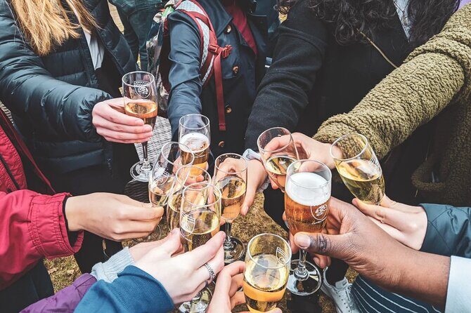 Santa Monica Bar & Club Crawl - A Complete Look at the Santa Monica Bar & Club Crawl Experience