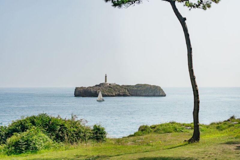 Santander: City Sightseeing Hop-On Hop-Off Bus Tour & Train - The Authenticity and Value