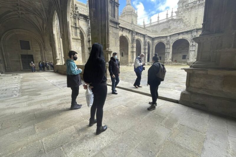 Santiago: Cathedral & Museum Tour + Pórtico of Glory Option - Practical Considerations