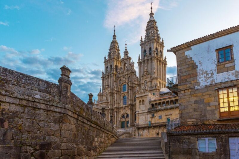 Santiago: City Highlights Guided Walking Tour - Key Points