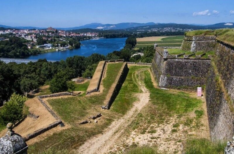 Santiago de Compostela Full-Day Tour From Porto - The Potential Drawbacks