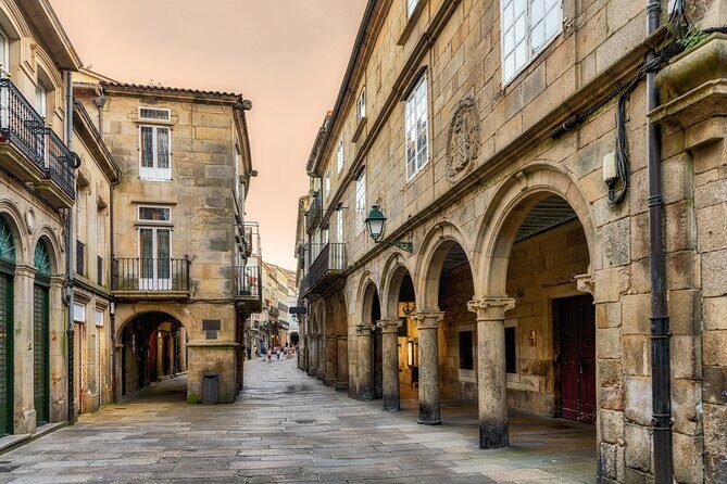 Santiago de Compostela Historic Walking Tour in Small Group - Key Points