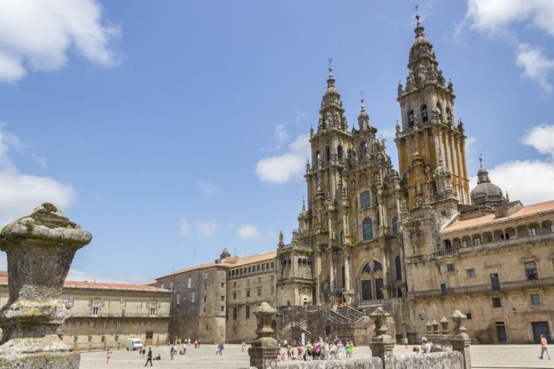 Santiago de Compostela: Private Tour - Discovering Santiago de Compostela