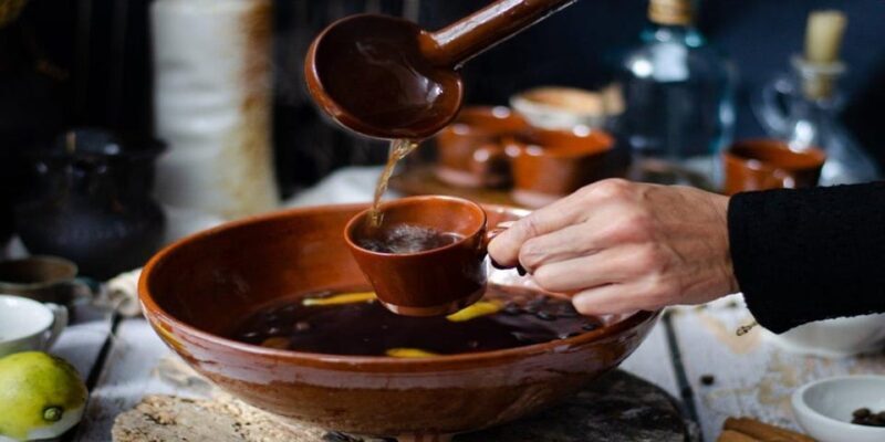 Santiago de Compostela: Queimada Experience Show and Tasting - Introduction: A Cultural Treat with a Side of Humor