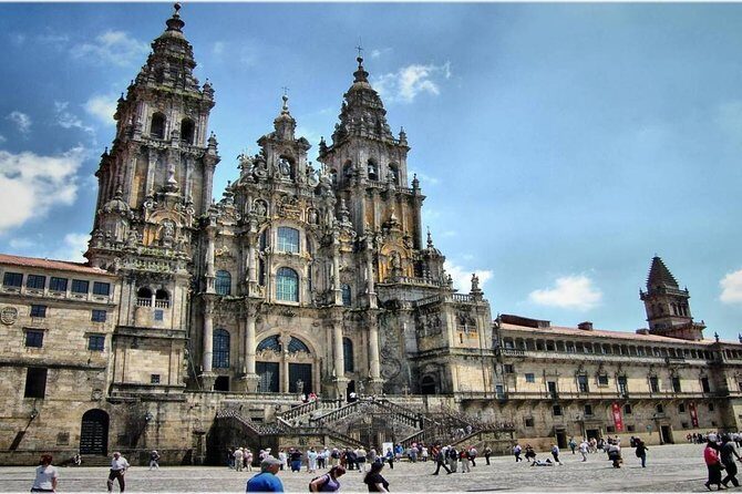 Santiago de Compostela & Valença do Minho - from Porto - Exploring Santiago de Compostela & Valença do Minho: A Day Trip from Porto