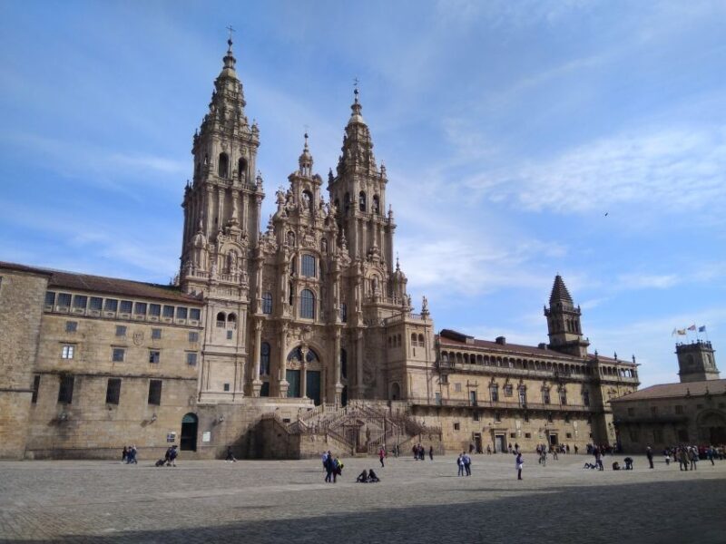 Santiago de Compostela & Valença - Private tour from Porto - An Authentic Day Trip to Northern Galicia and Portugal
