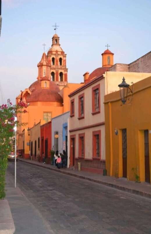 Santiago de Querétaro: Private History Walking Tour - Discovering Querétaro’s Architectural Treasures