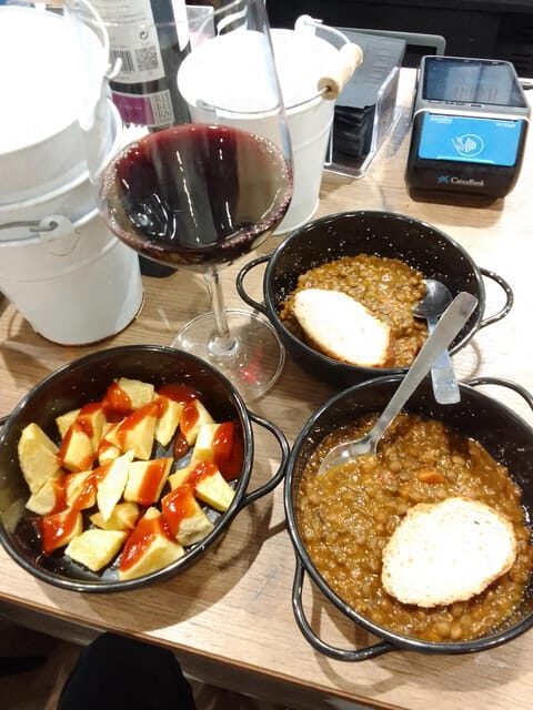 Santiago: Guided Foodie Tour with Drinks, Tapas & Live Music - Introducing the Santiago Foodie Tour: A Tasty Way to Discover Galicia’s Capital