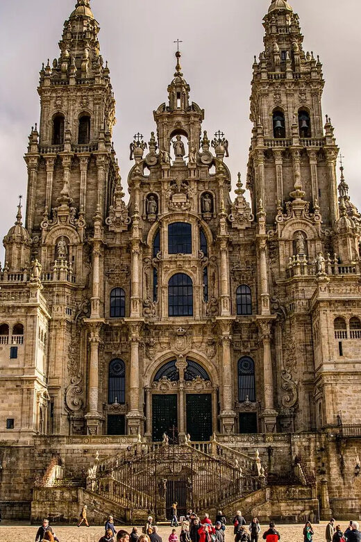 Santiago: Visit to the Cathedral and Museum - Authentic Traveler Insights