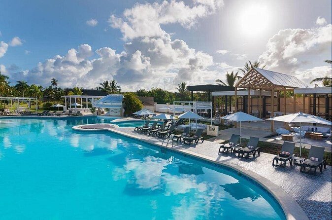 Santo Domingo Airport and Catalonia Royal Bavaro Private Transfer - Who Will Love This Service?