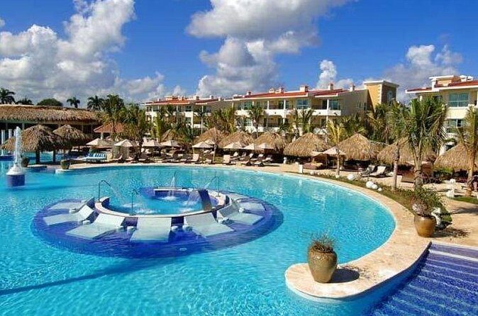 Santo Domingo Airport and Garden Suites by Melia Private Transfer - FAQs