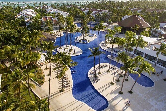 Santo Domingo Airport and Occidental Punta Cana Private Transfer - Key Points