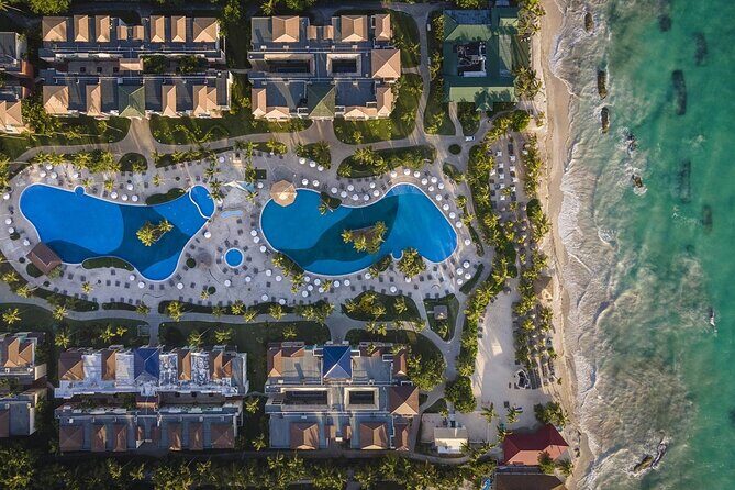 Santo Domingo Airport and Ocean Blue and Sand Private Transfer - Key Points