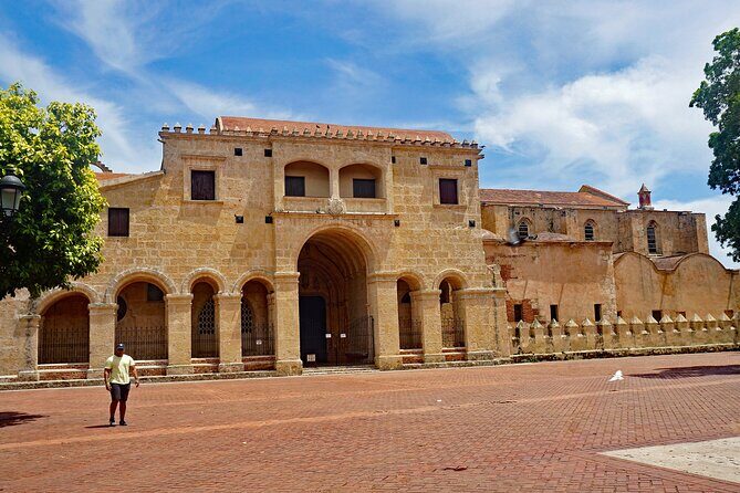 Santo Domingo & Alto De Chavon Full Day Small Group Experience - FAQs