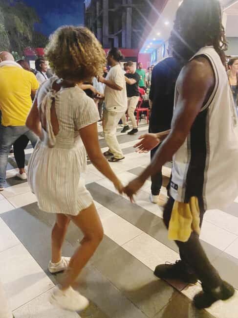 Santo Domingo: Bachata or Salsa Dance Classes - FAQ