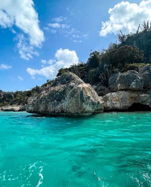 Santo Domingo: Bahia de las Aguilas VIP Paradise  2 Days All-Inclusive - The Journey Begins: Setting Out from Santo Domingo