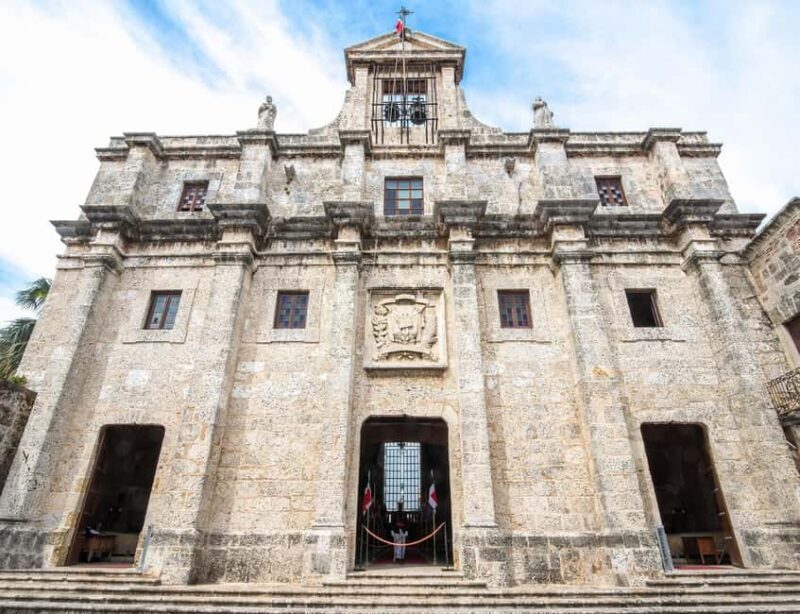 Santo Domingo: Colonial Zone Walking Tour with Tastings - The Experience from Travelers Perspectives