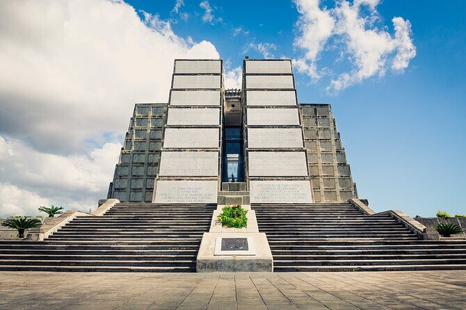 Santo Domingo One Day Small Group - Authentic Dominican Flavors