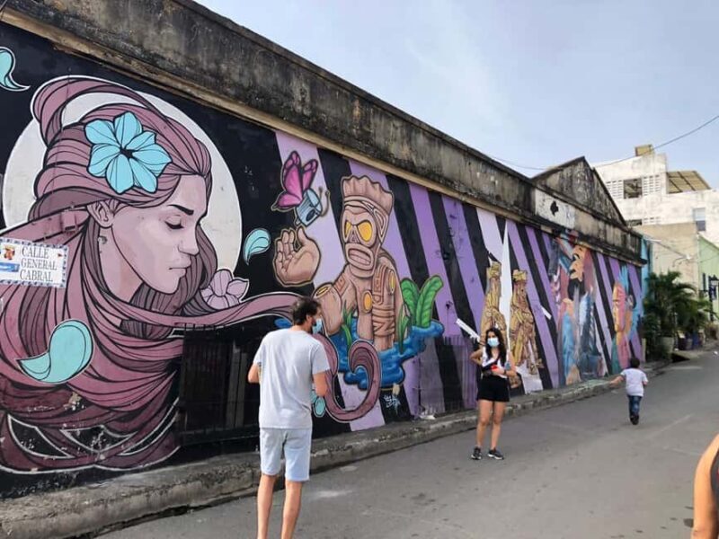 Santo Domingo: Street Tour - An In-Depth Look at Santo Domingo: Street Tour