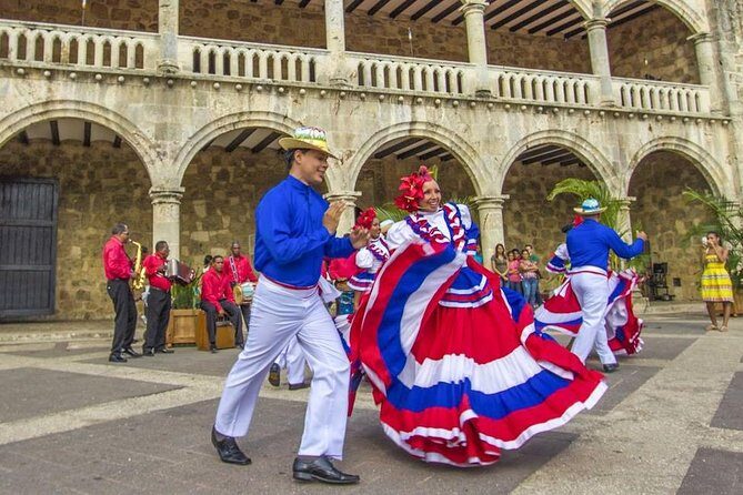 Santo Domingo Tour From Punta Cana - Zona Colonial, Los Tres Ojos - Who Should Take This Tour?
