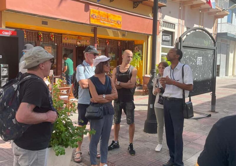 Santo Domingo: Zona Colonial Guided Walking Tour - Discovering the Heart of Santo Domingo