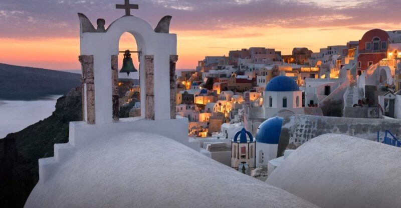 Santorini 2-Day Combo: Volcano Boat Cruise & Island Bus Tour - Who Is This Tour Best Suited For?