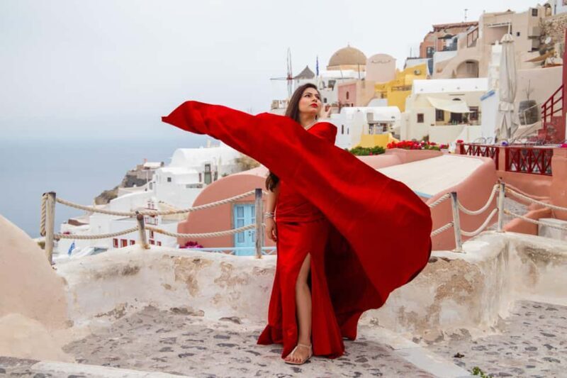 Santorini: 40-minute Photoshoot in Oia - Who Is This Tour Best For?