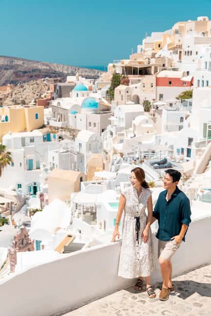 Santorini: 45-minute Photoshoot in Oia - Key Points