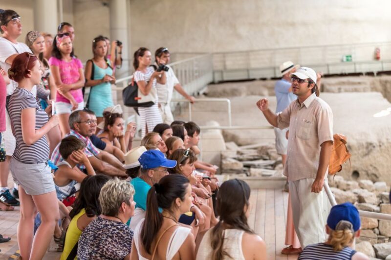Santorini: Akrotiri Prehistoric City Guided Walking Tour - A Close Look at the Tour Itinerary