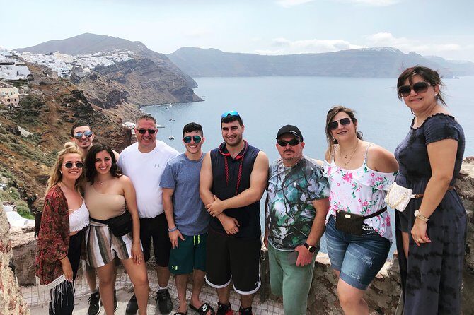 Santorini Bliss: Discover the Charms of the Southern Delight - Who Will Love "Santorini Bliss"?