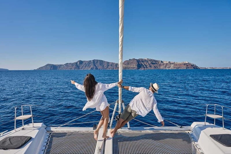 Santorini: Caldera Classic Catamaran Cruise w/ Meal & Drinks - Key Points