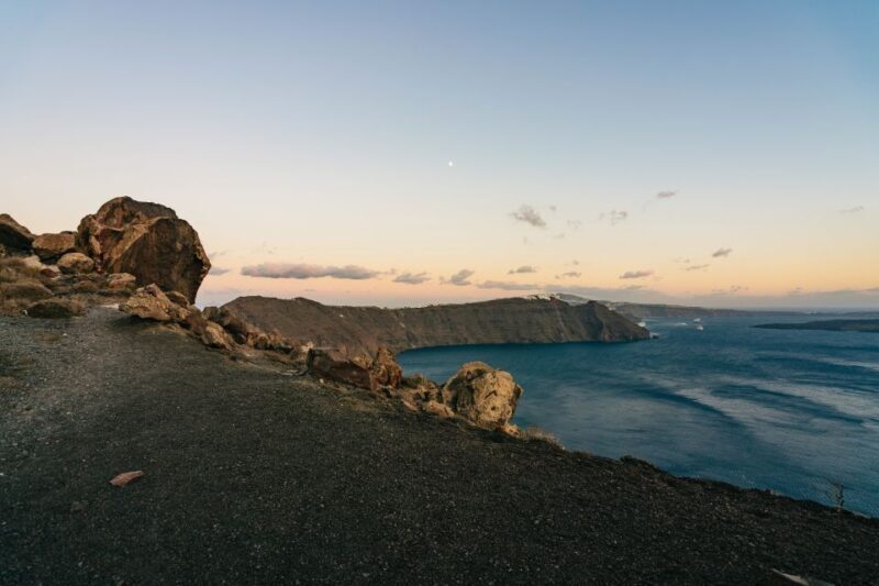 Santorini: Caldera Trail Guided Hike and Sunset Viewing - Guides and Group Size
