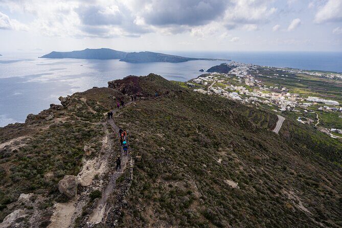 Santorini : Caldera Trail Hike and Sunset - Authenticity and Hidden Gems