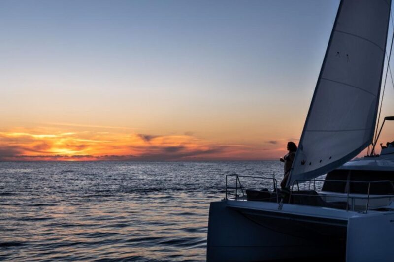 Santorini Catamaran Sunset Skyline Cruise - An In-Depth Look at the Santorini Catamaran Sunset Skyline Cruise