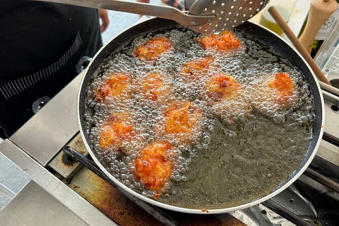 Santorini Cooking Class-2 Wineries: Special Honey Moon Experience - Key Points